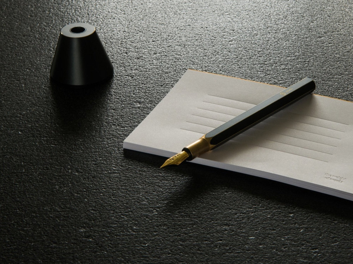 Ystudio Brassing Fountain Pen Desk – Jenni Bick Custom Journals